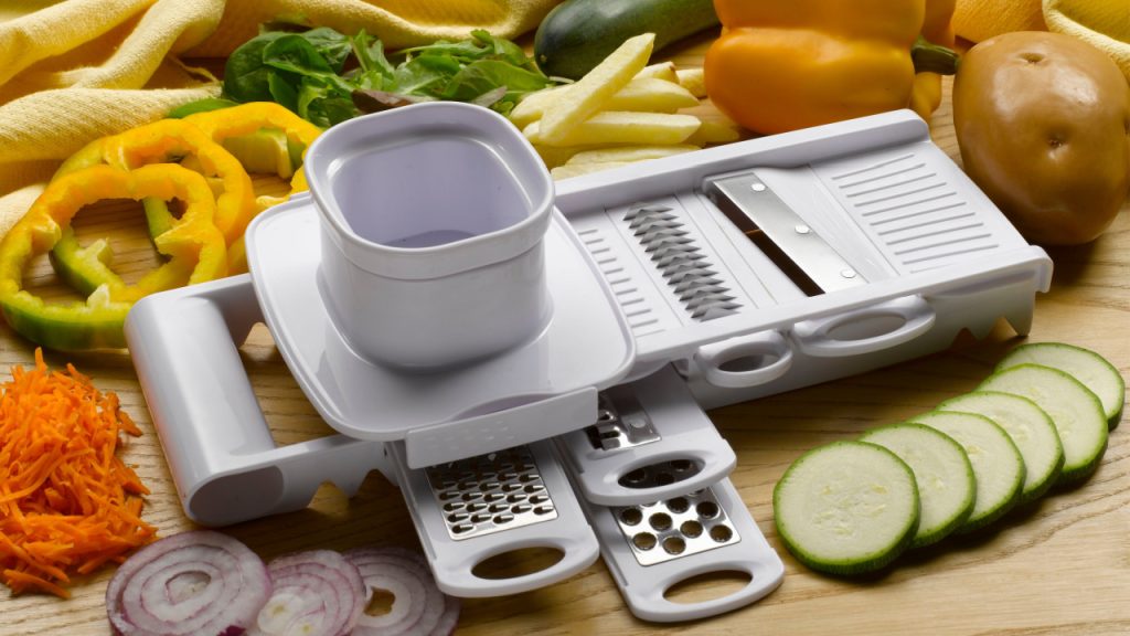 10 Kitchen Hacks to Help You Cook Like a Pro - Natasha's Southern Flavor