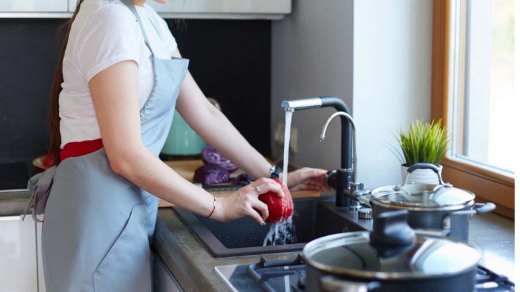 10 Kitchen Hacks to Help You Cook Like a Pro - Natasha's Southern Flavor